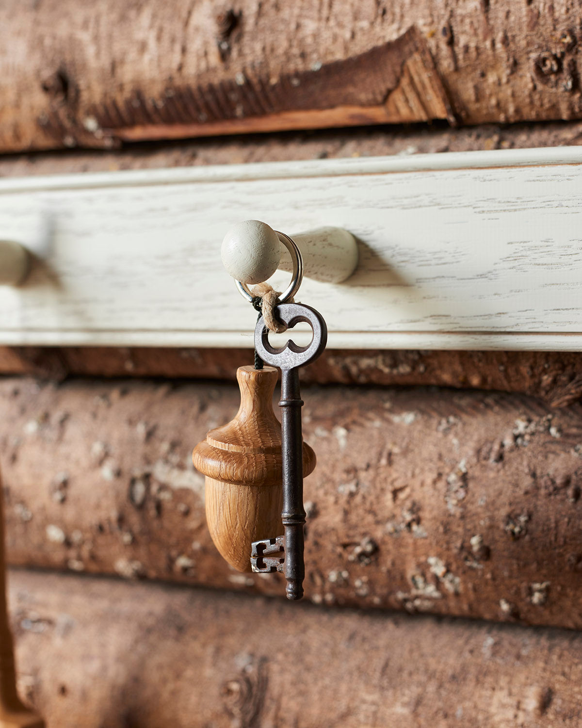 Solid turned Oak key rings- Acorn and beehive – brush64
