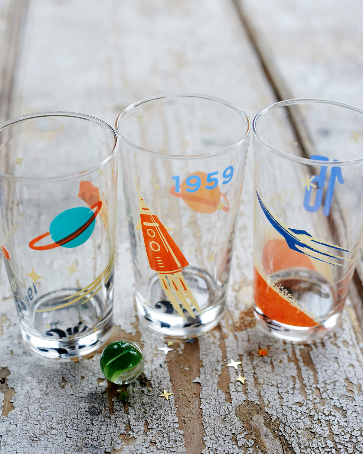 Retro designed Rocket Starship Cosmos drinking glasses. – brush64